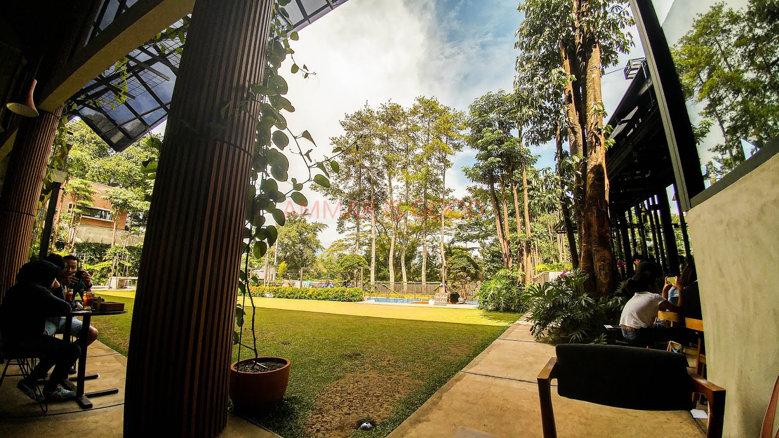 Kalpa Tree, Cafe Instagramable Di Ciumbuleuit yang Multi Fungsi ...