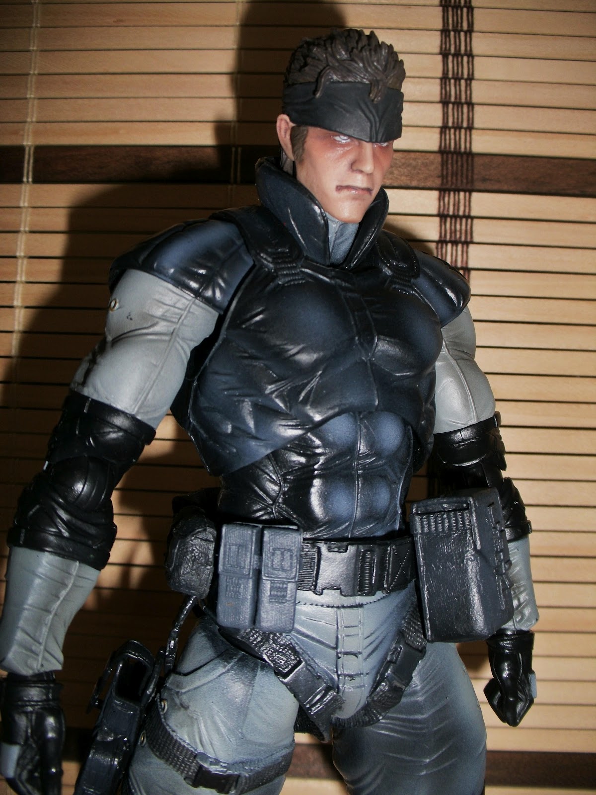 Angels and Summer: Play Arts Kai Solid Snake - Metal Gear Solid Review