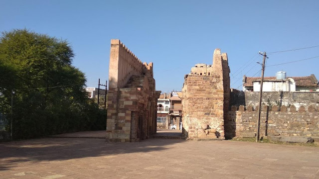 Hindu Temples of India: Ratanpur Fort, Chattisgarh