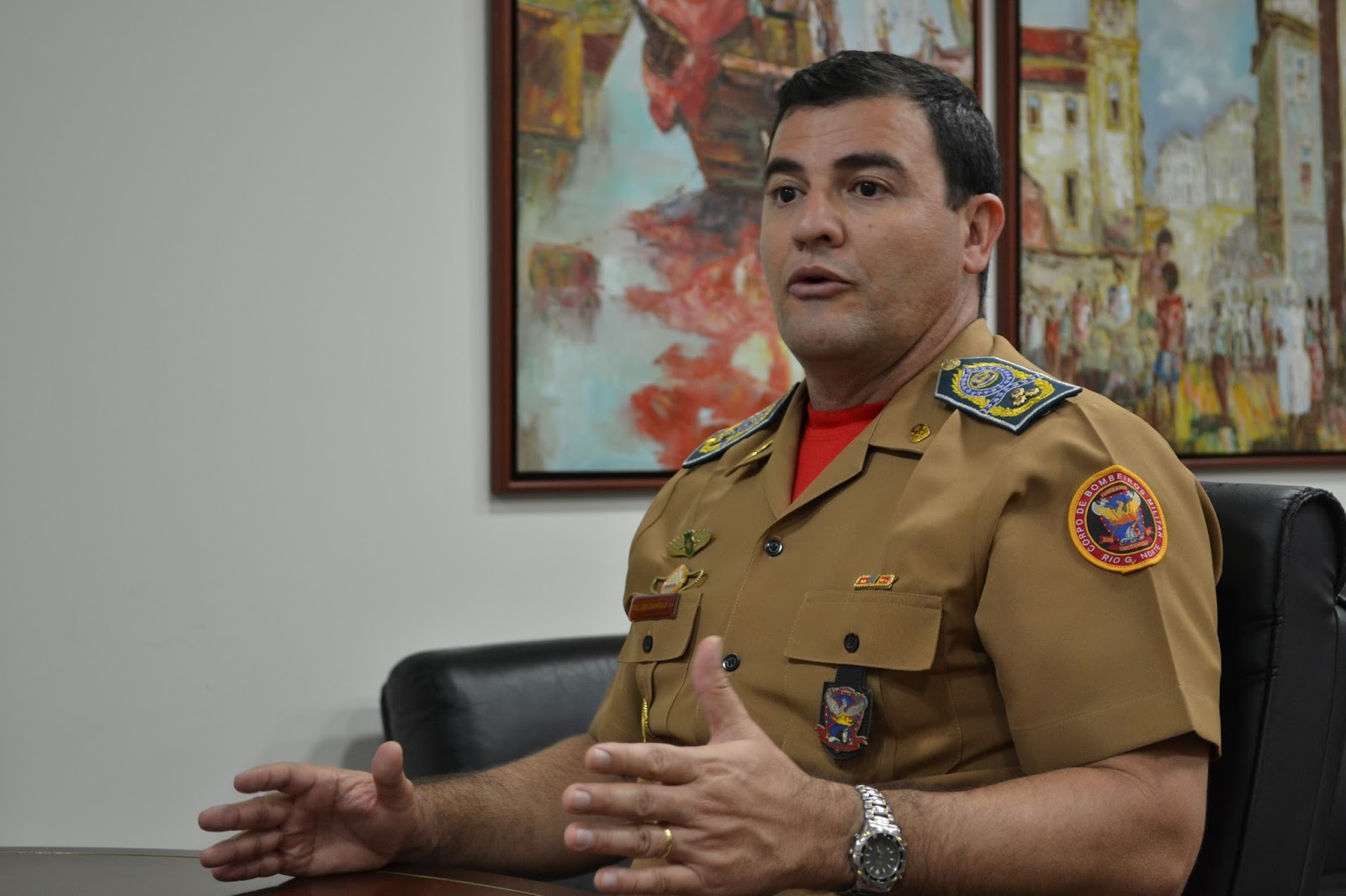 SARGENTO SANDRA: 2013-08-18