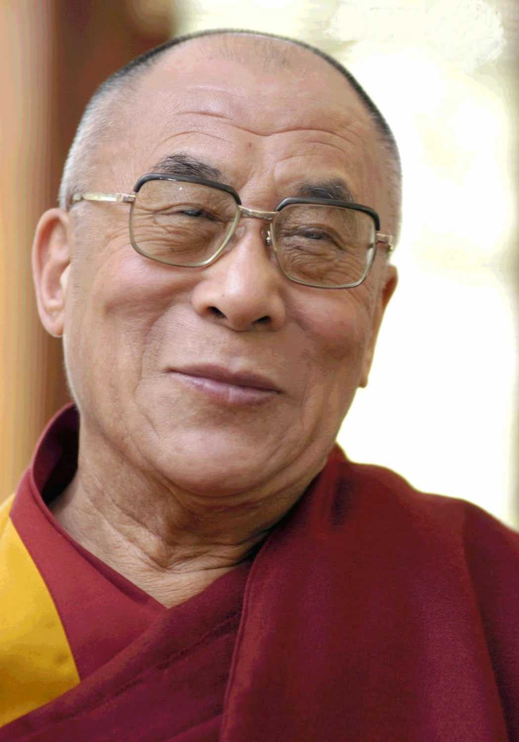 Tenzin Gyatso 14th Dalai Lama Laughing At Question