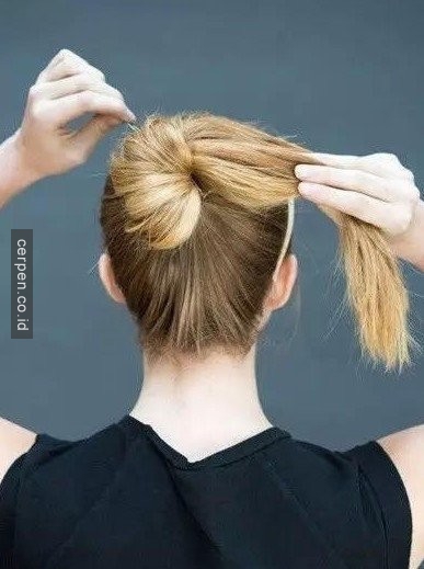 Trik Kuncir Rambut yang Harus Dipelajari, Fashion nan Cute! - Bagikan ...