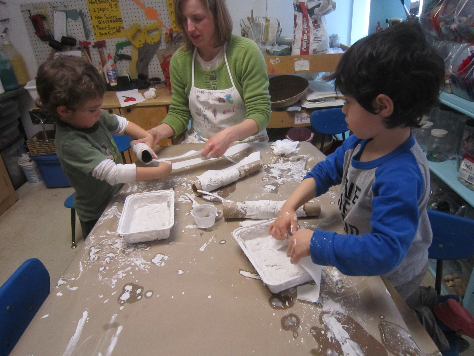 Playfully Learning: Making Casts-A Doctor Study Center