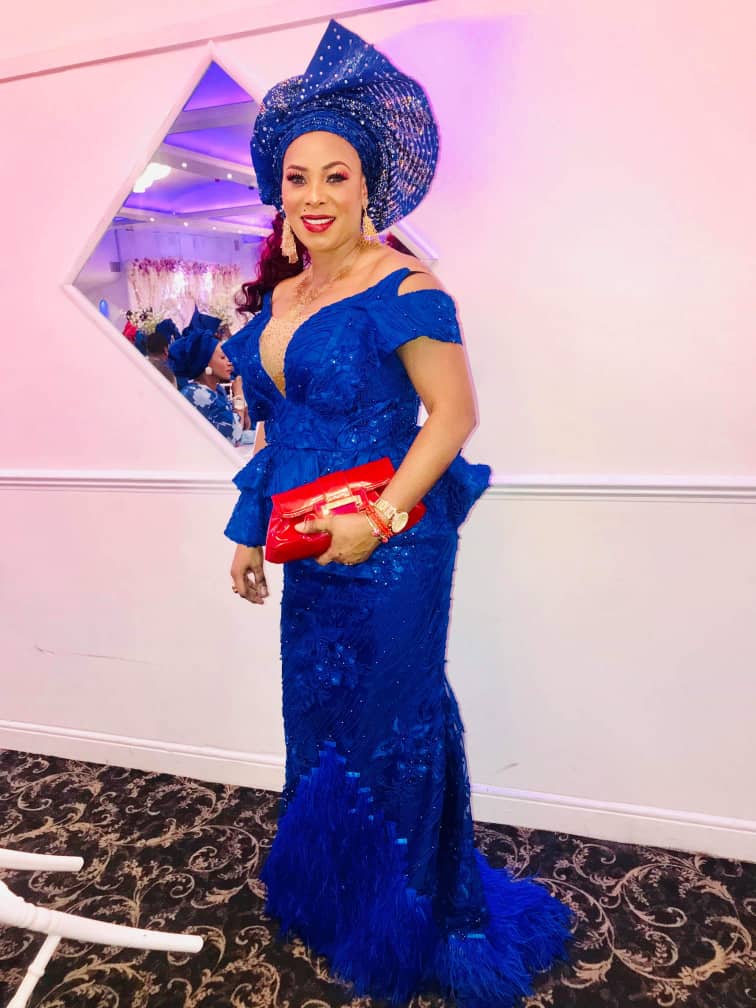 Fashion and Beauty November 17, 2019