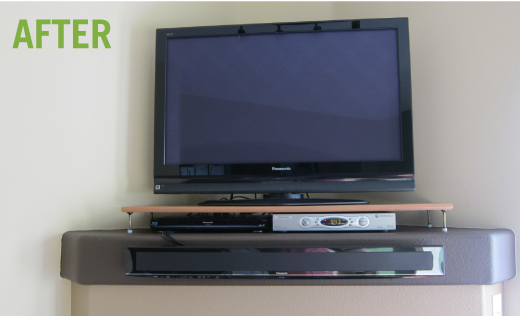 emrose design: DIY - TV Shelf
