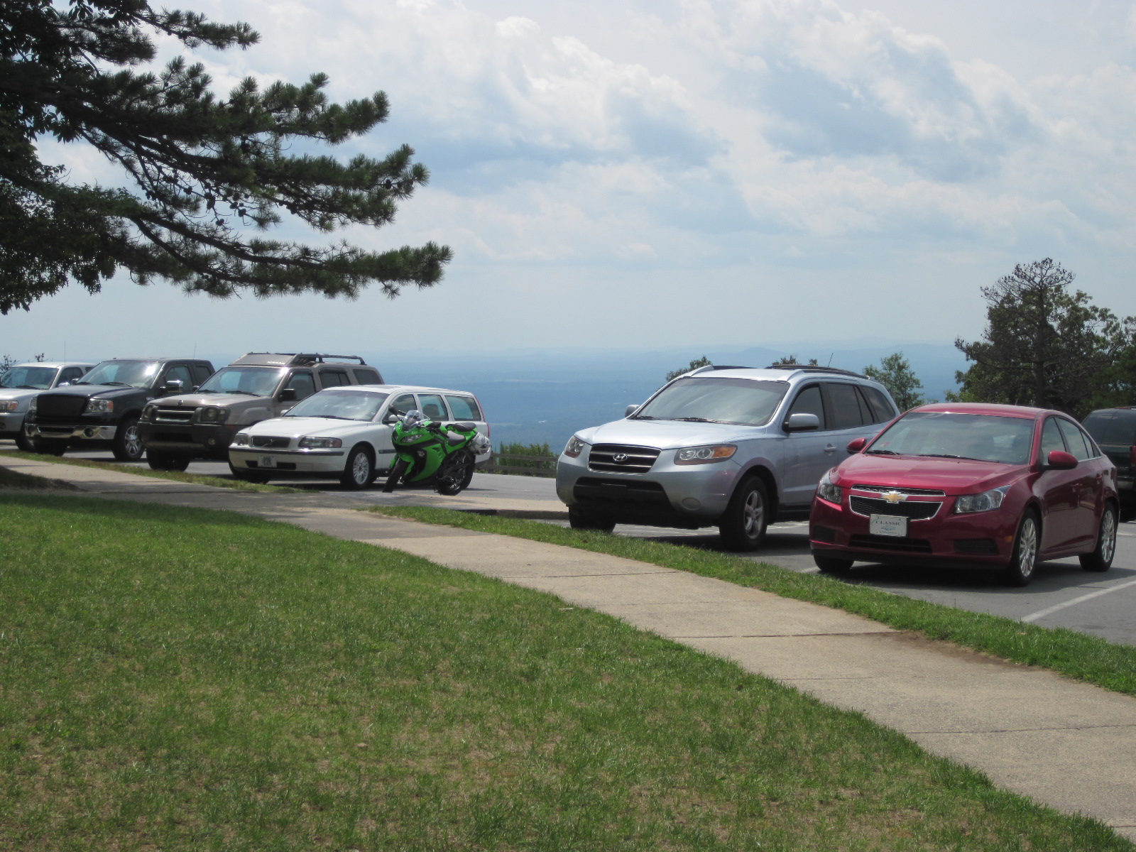 Travel NC With Kids: Pilot Mountain State Park's Little Pinnacle ...