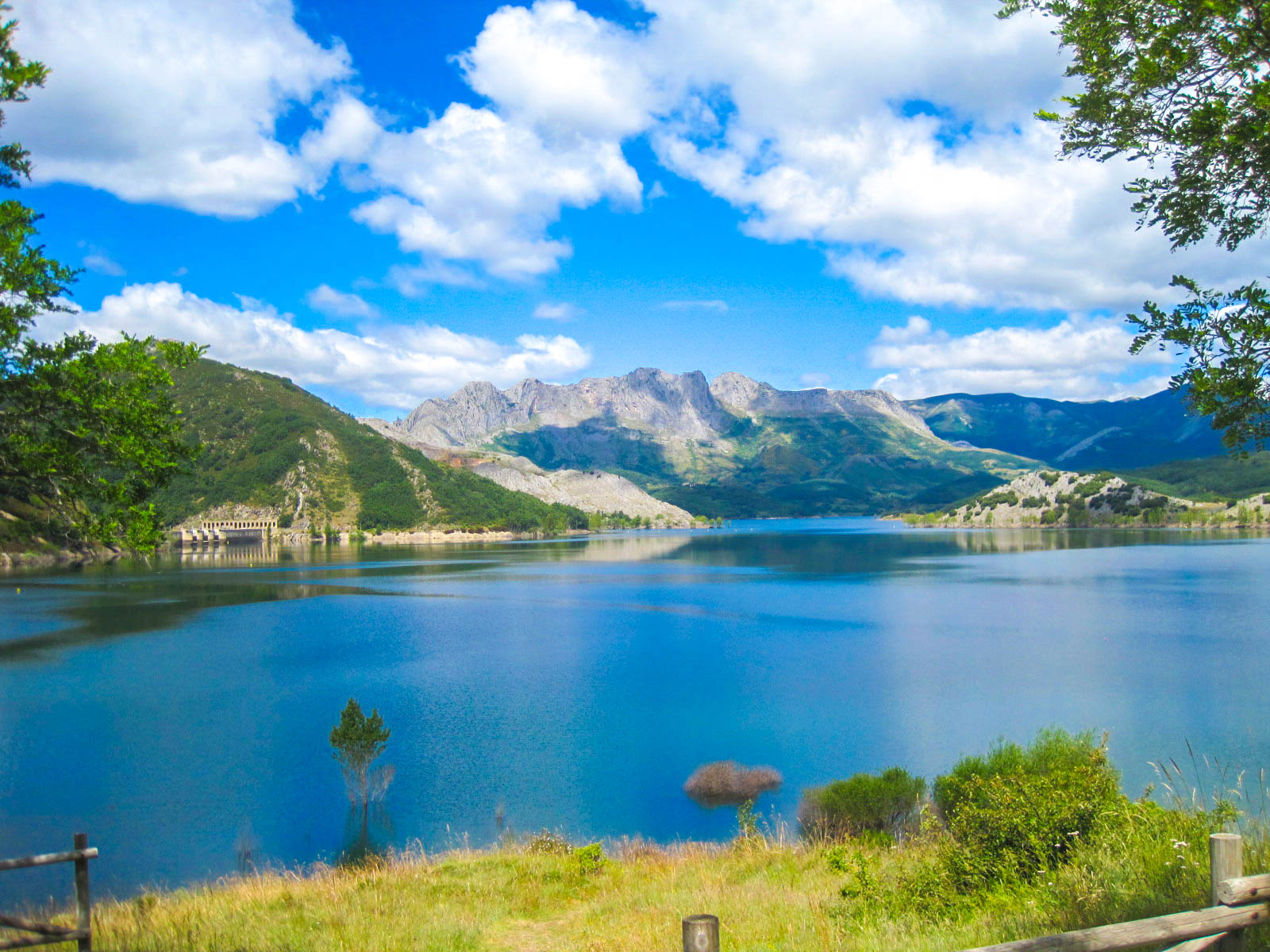 Con una cámara en las manos: Embalse del Porma