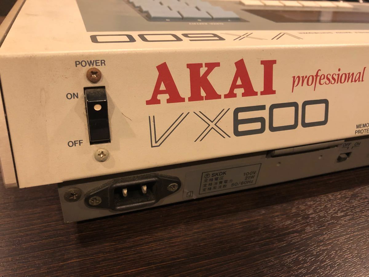 MATRIXSYNTH: AKAI Pro VX600 Synthesizer