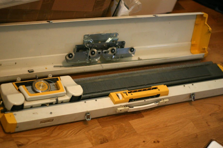 Singer Knitting Machine