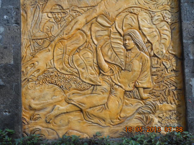 ANGONO (Higante) Chronicles : Wall Murals at the fence of Nemi MIranda