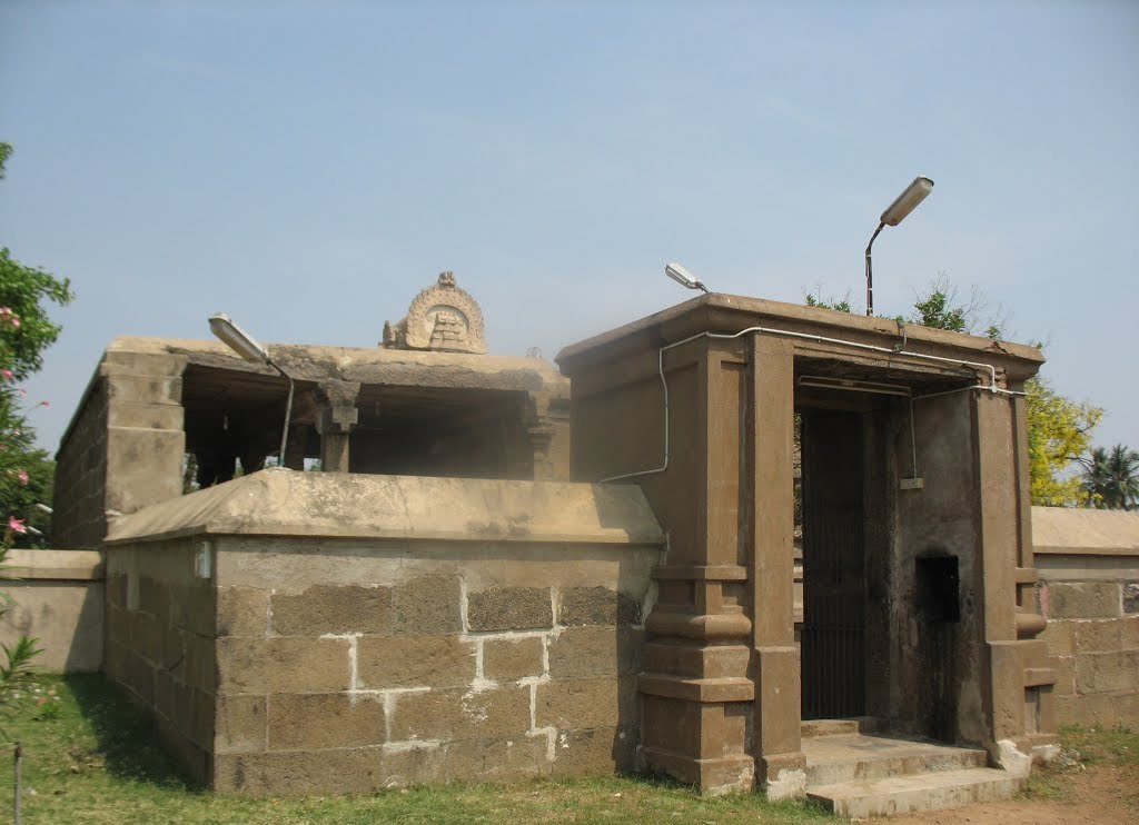 Tamilnadu Tourism: Dharmeshvarar Temple, Manimangalam, Kanchipuram