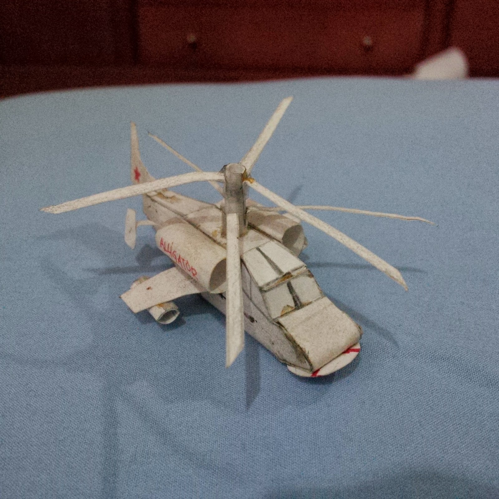 PAPERCRAFT: KA 52 Alligator