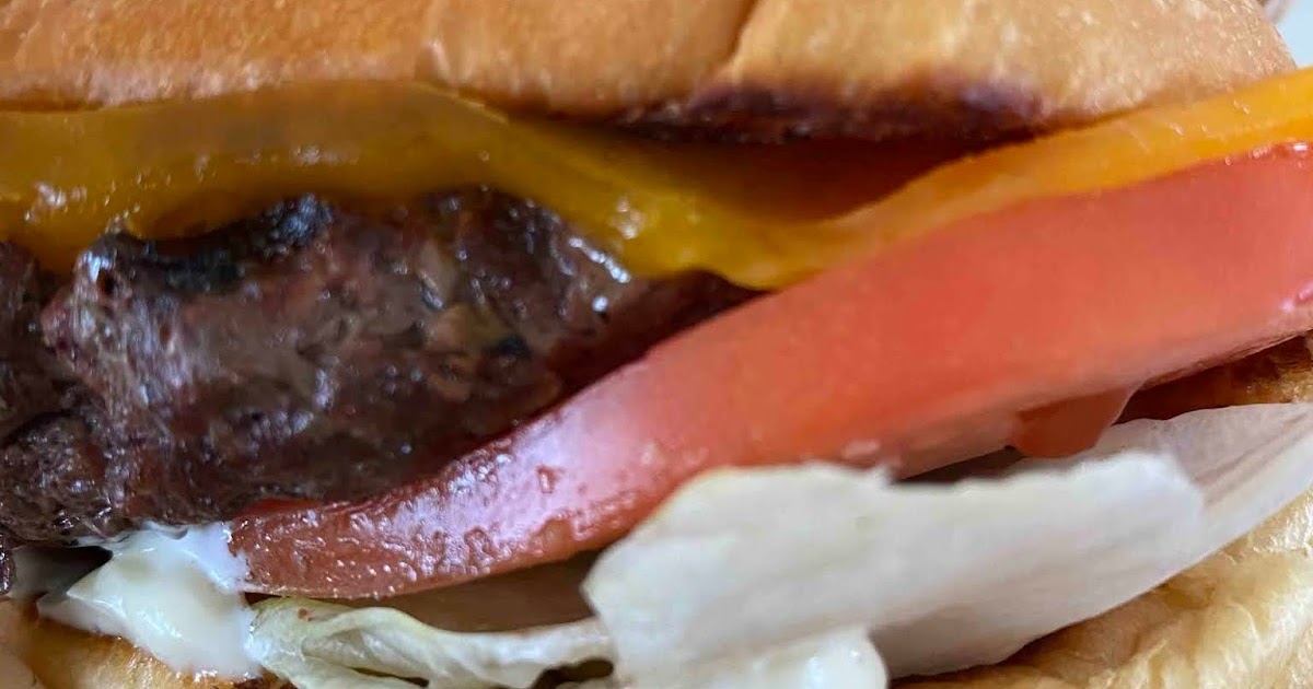 Hawaii Mom Blog: Visit Hawai`i Island: Village Burger