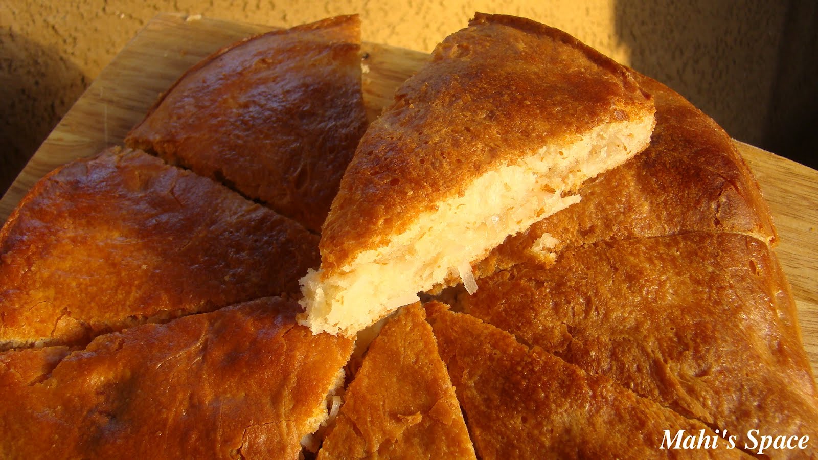 Coconut Bun / Thenga Bun ~ Mahi's Kitchen