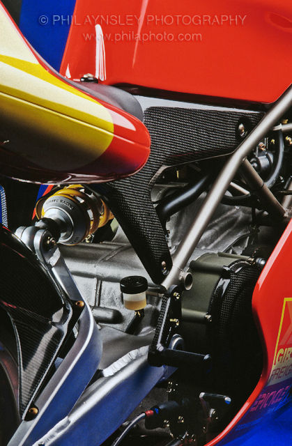 BLACK CAT garage : DUCATI SUPERMONO 550