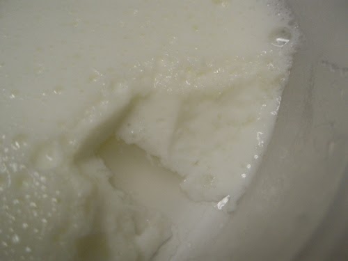 FoodBlogs-skittlez world: What are the differences between Syneresis ...