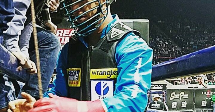 SmithPRO LLC: PBR World Champion Mike Lee