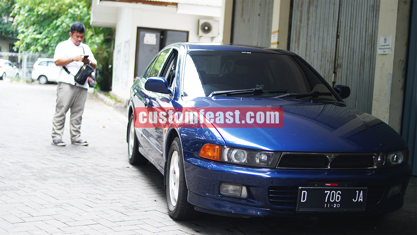 Mitsubishi Galant V6 Custom - Custom Feast