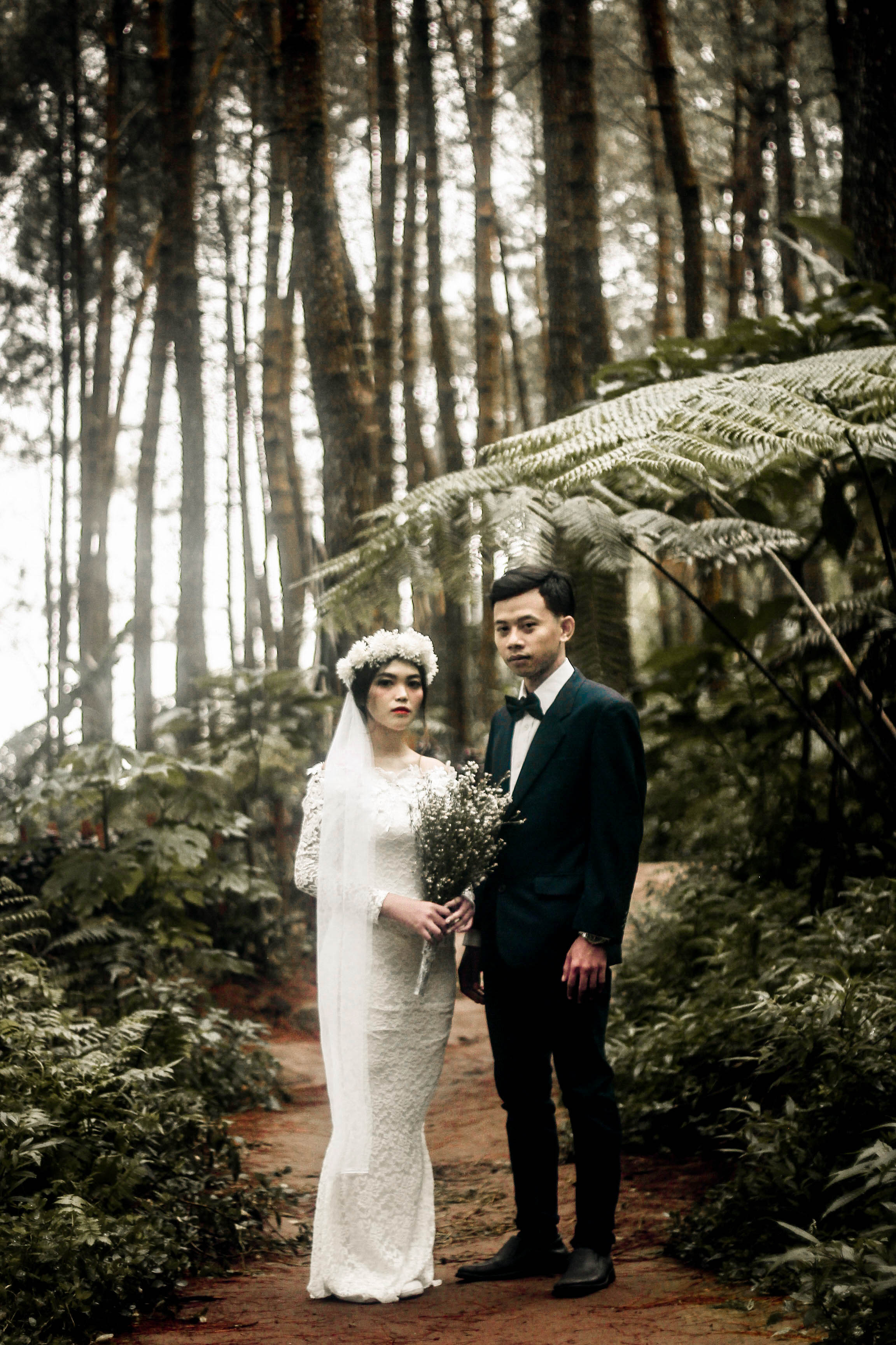 PAKET PREWEDDING TERMURAH by ZF Wedding Surabaya