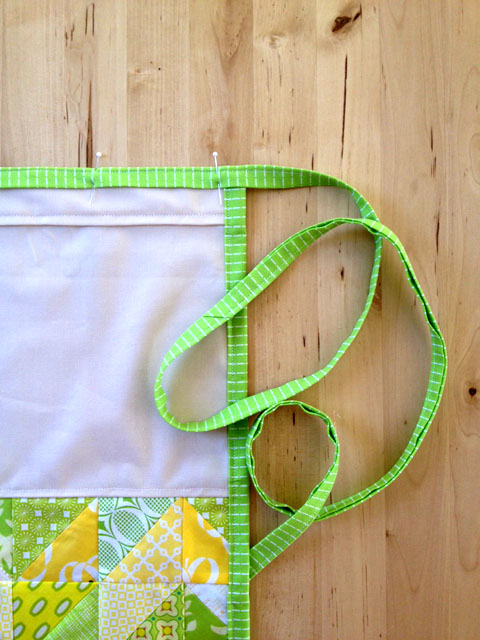 Patchwork Apron Sewing Tutorial ~ DIY Tutorial Ideas!