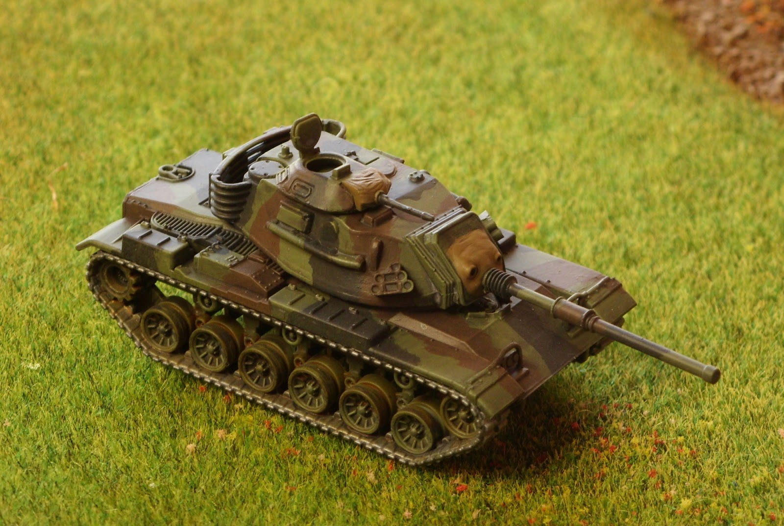 WORLD WAR 2 MODELZONE: 1:100 US Tanks For TANKS The Modern Age