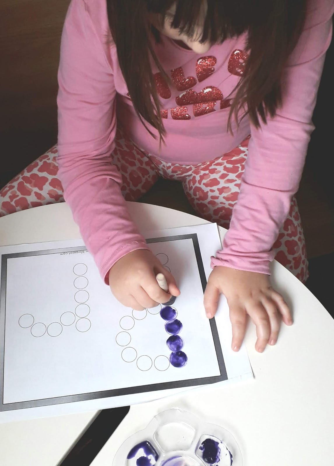 COPILĂRIE, JOACĂ ŞI BUCURIE