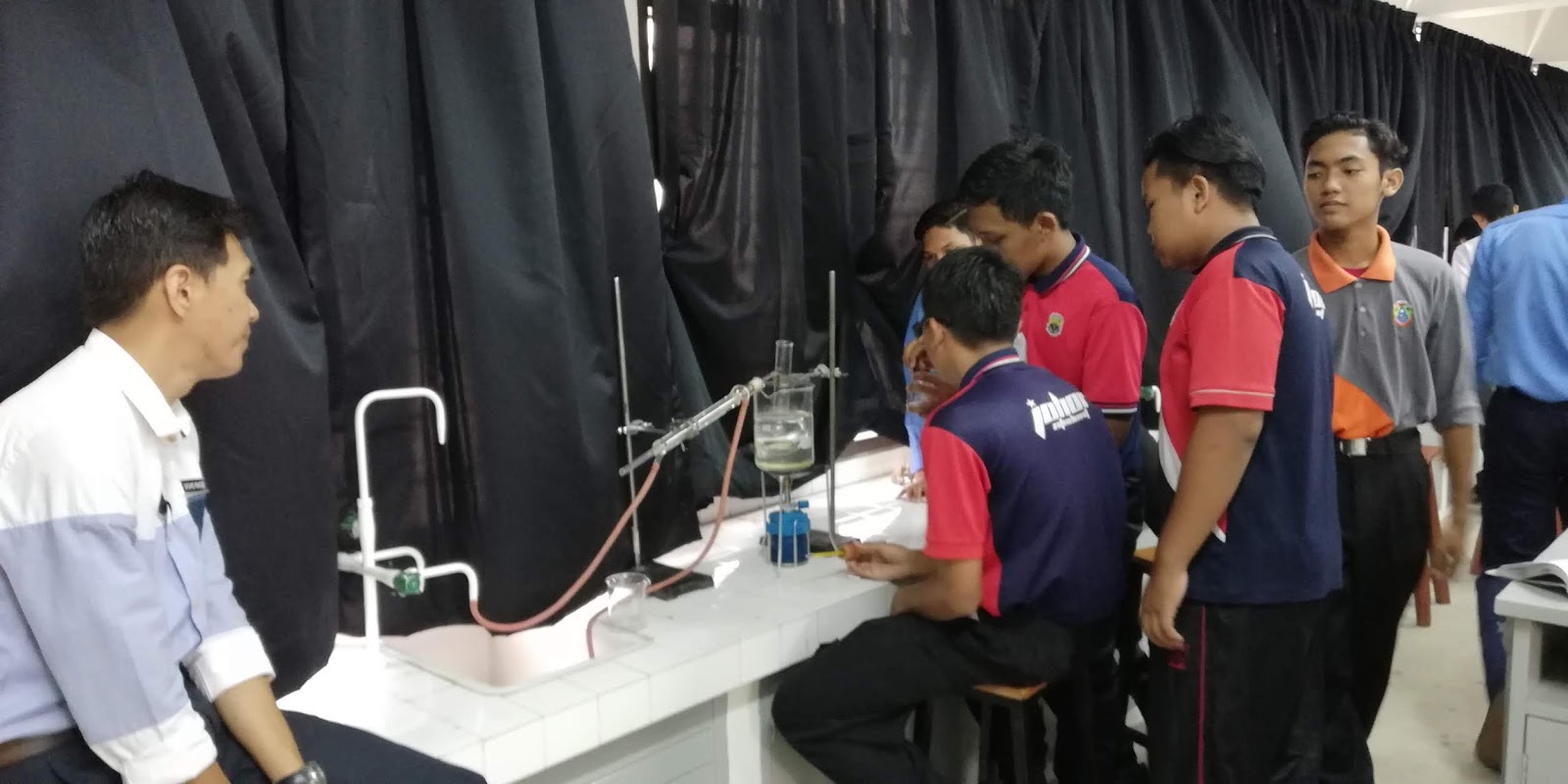 SMK SAGIL TANGKAK, JOHOR: Amali Kimia - Pengesteran