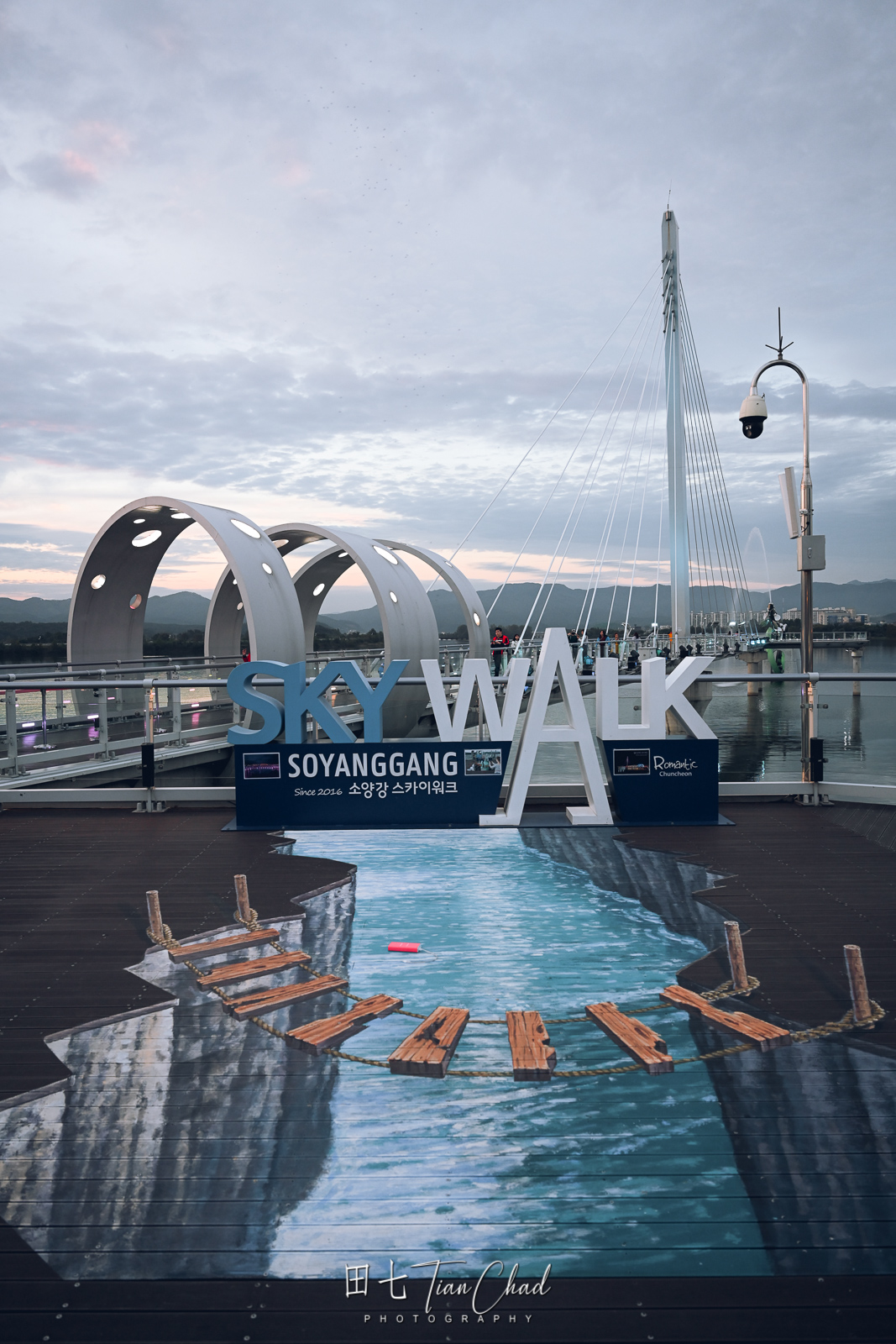 Soyanggang Skywalk At Night 소양강 스카이워크 | Things To Do In Chuncheon