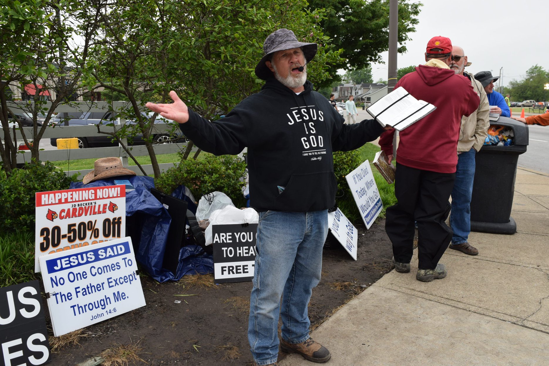 Christ is All!: Street Preaching For The Glory Of King Jesus!