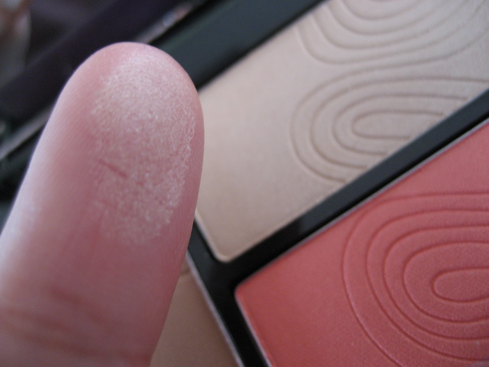 Beauty And The City: KIKO - Light Impulse Face Palette