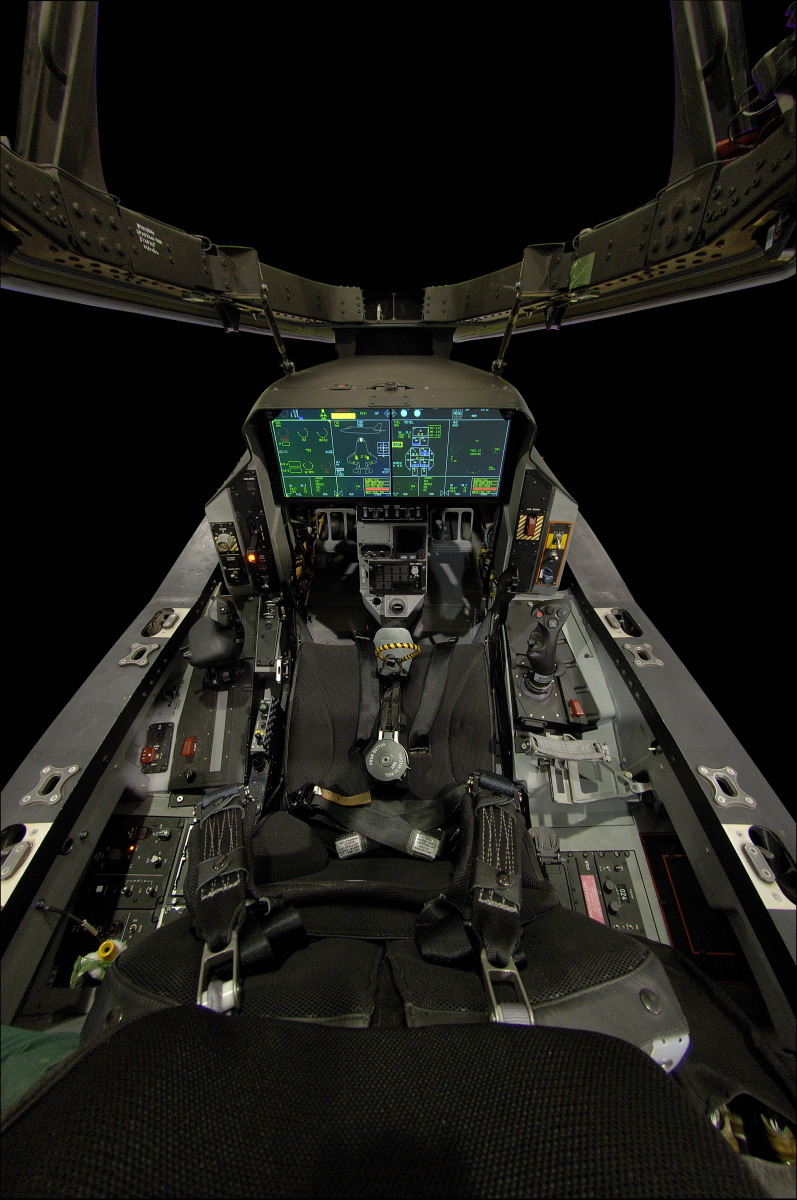 daily timewaster: F-35 cockpit - Jump In!
