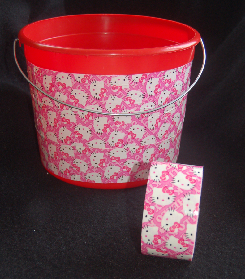 Lynn's Craft Blog: Hello Kitty Bucket