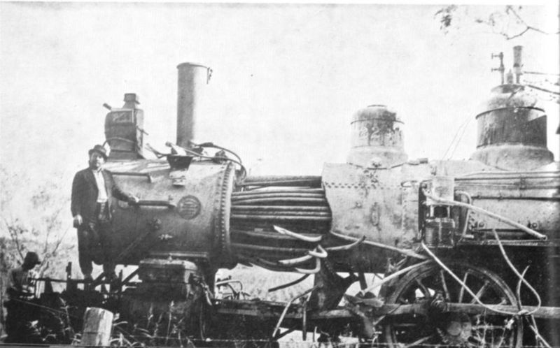24 Bizarre Vintage Photos of Steam Engines After a Boiler Explosion ...