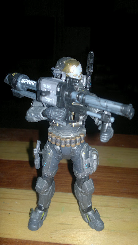 NERDVANA: HALO CUSTOM SPARTAN: SHADOW SPARTAN