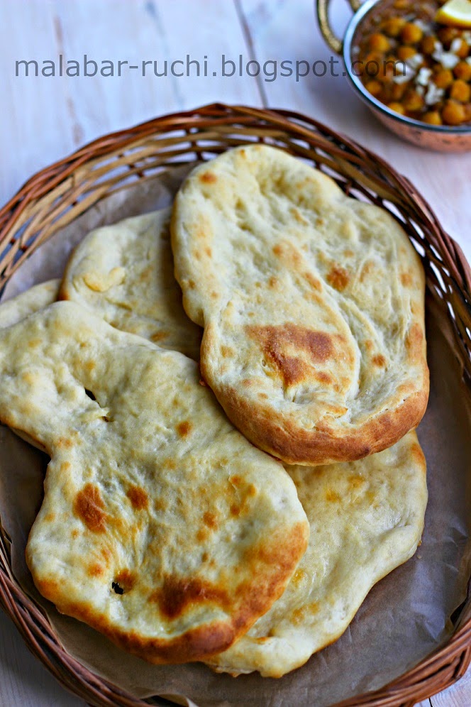 RUCHI: Garlic Naan