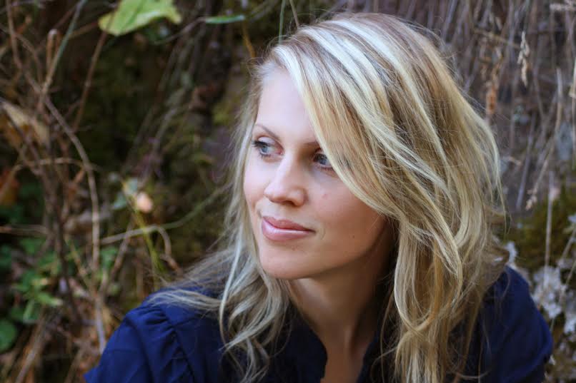 A Book Addict's Bookshelves (Old): Promo + Author Interview - Born of ...