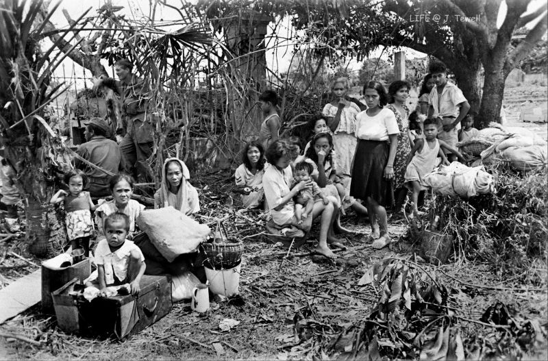 Incredible Photos of ‘The Battle of Manila’ by Carl Mydans ~ Vintage ...