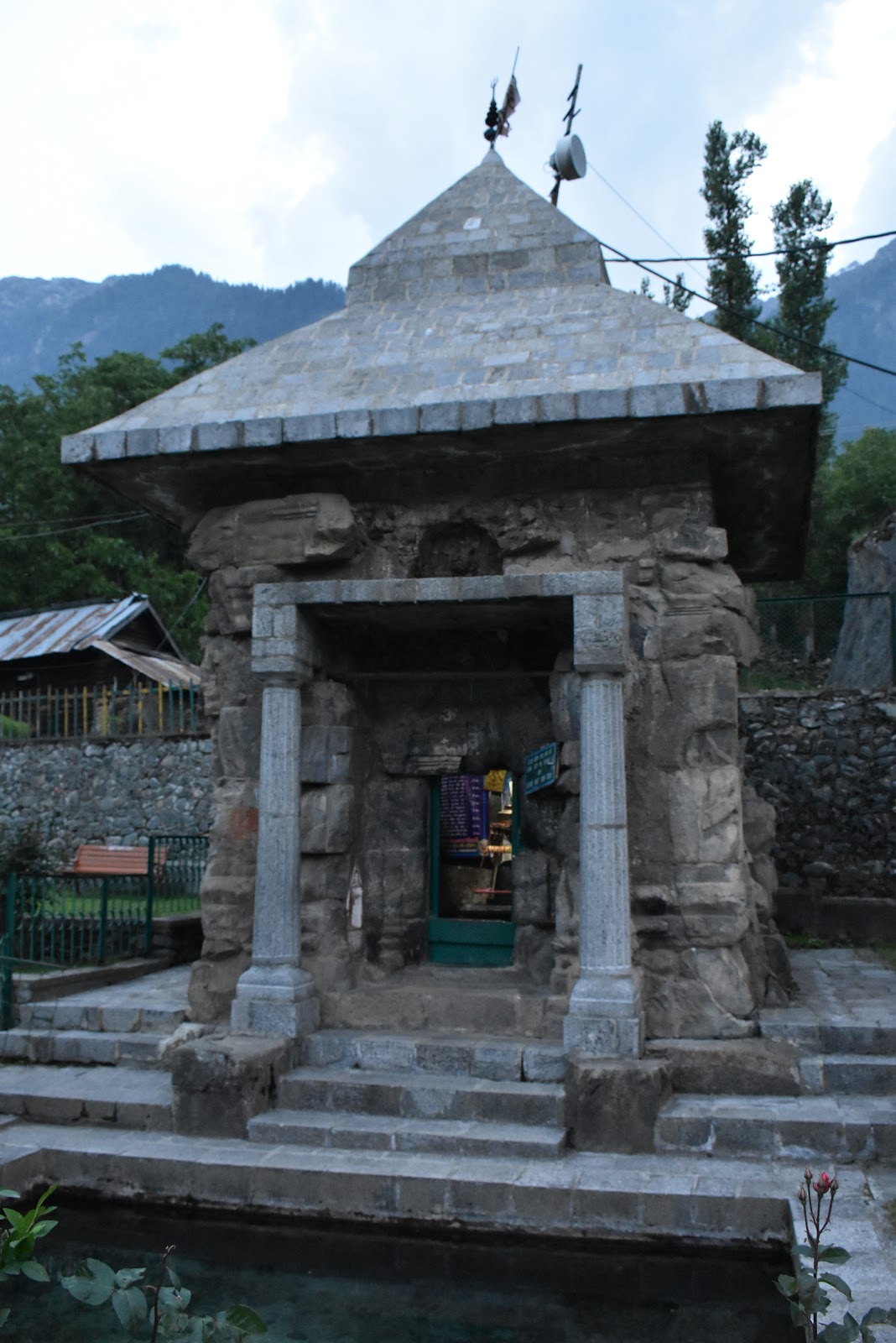 Let's See Kashmir: MAMAL TEMPLE- PAHALGAM