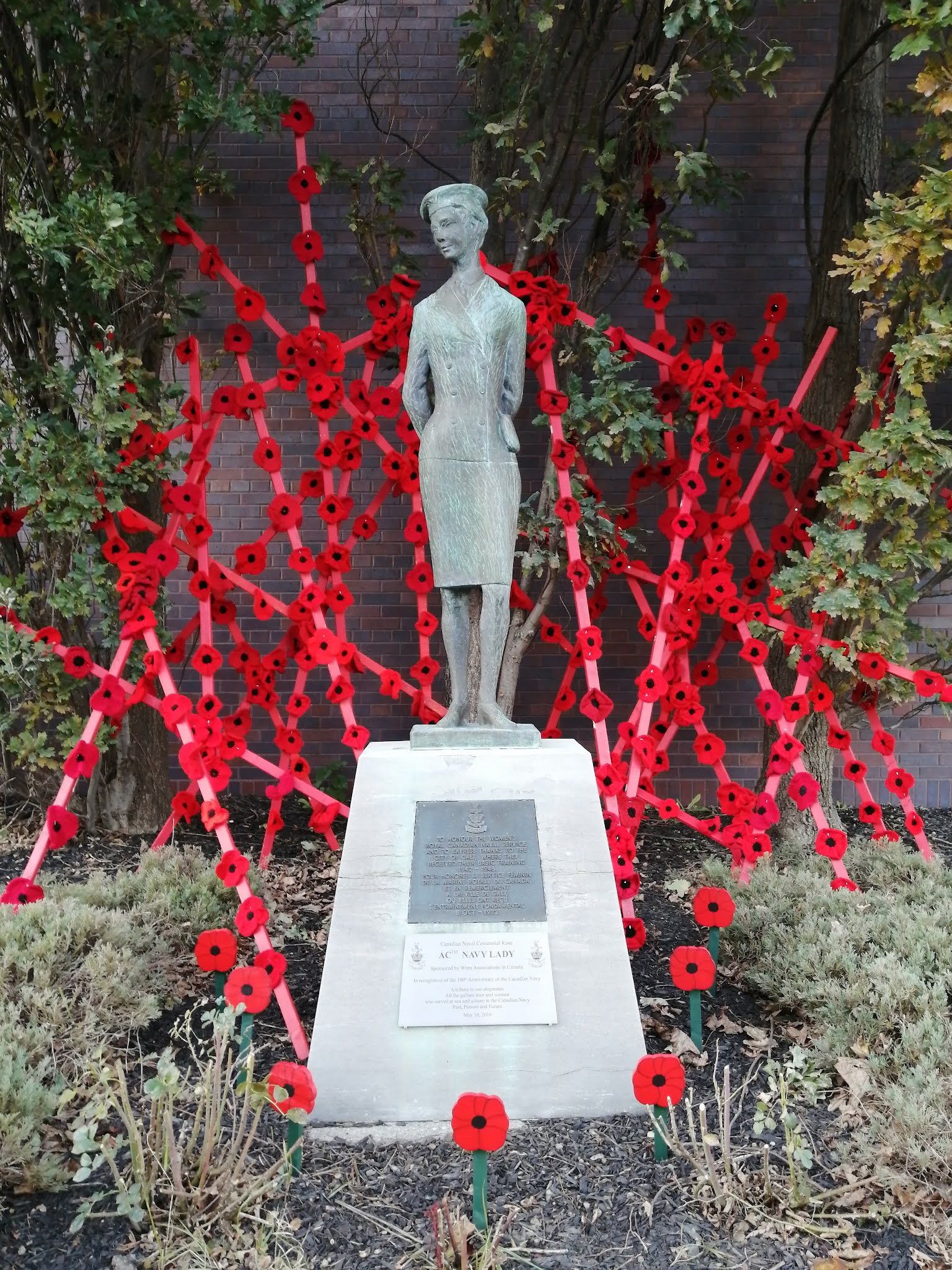 Kathy's Quilts: Remembrance Day Poppy Project