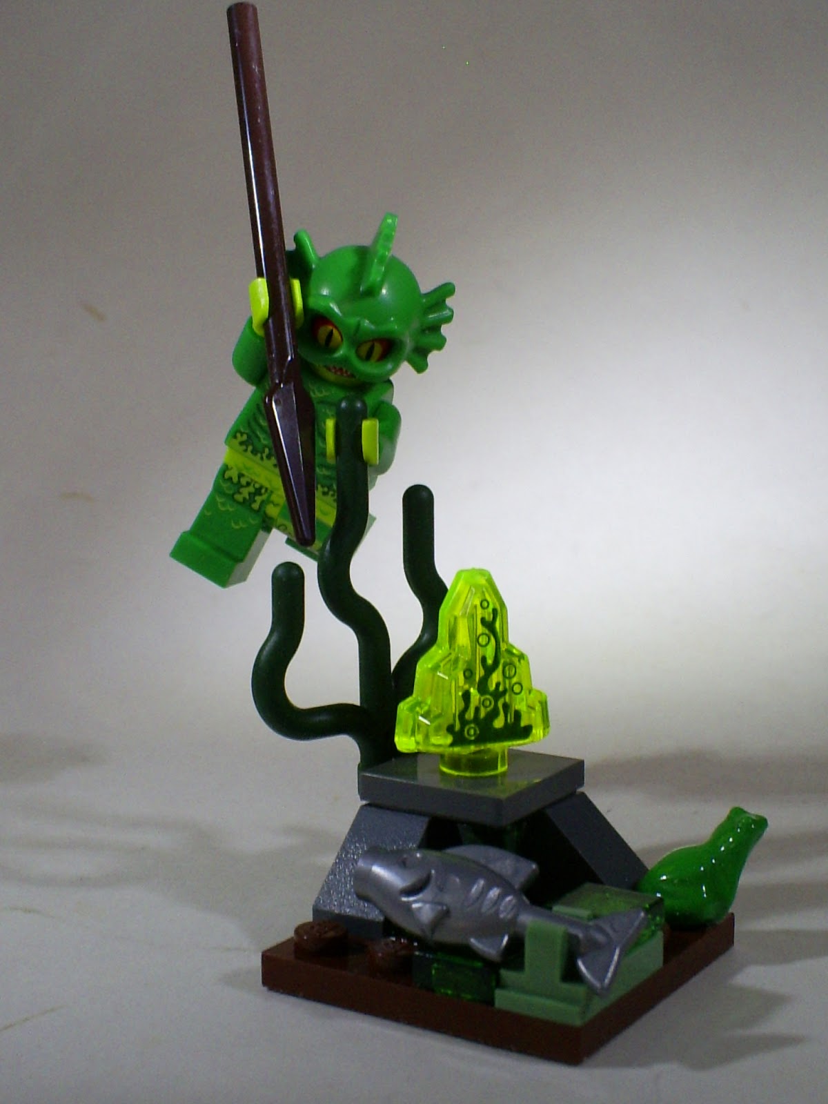 That Figures: REVIEW: Lego Monster Fighters - The Swamp Creature