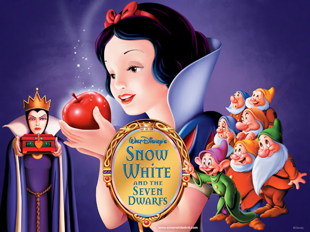Blanca Nieves / Snow White: Original Vs Disney - Tinta Nocturna
