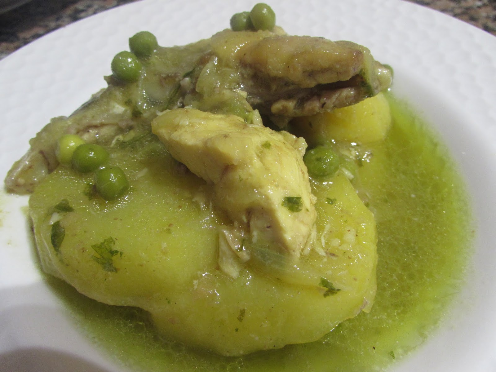LA COCINA DE BARTOLO: PEZ COCHINO CON PAPAS EN AMARILLO