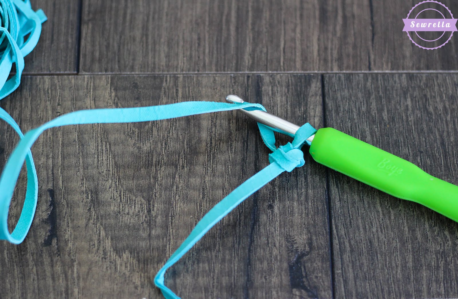 $1 Leather Chain Stitch Bracelet • Sewrella