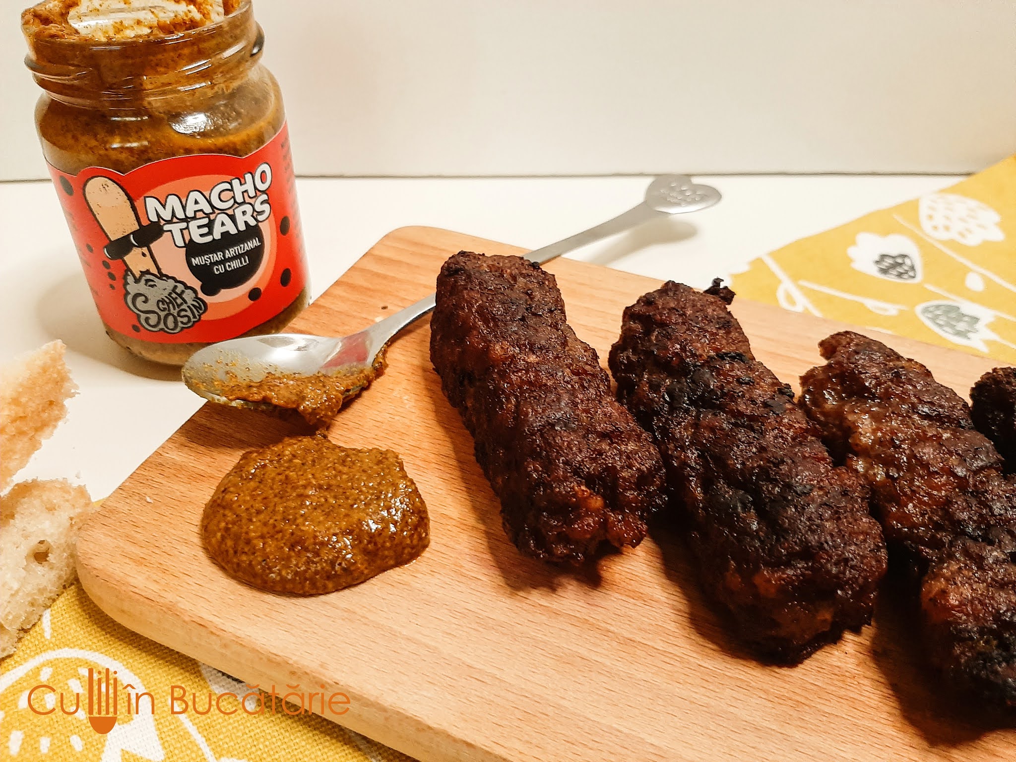 Mici cu muștar artizanal cu chilli