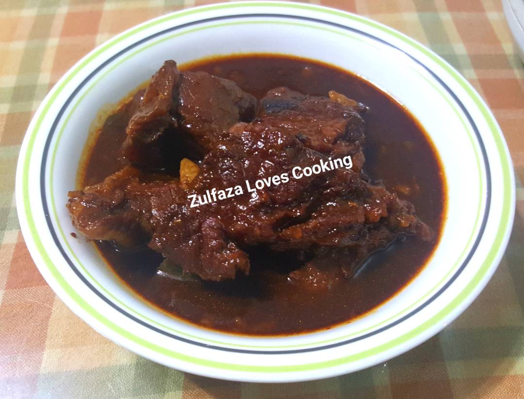 ZULFAZA LOVES COOKING: Daging Masak Hitam