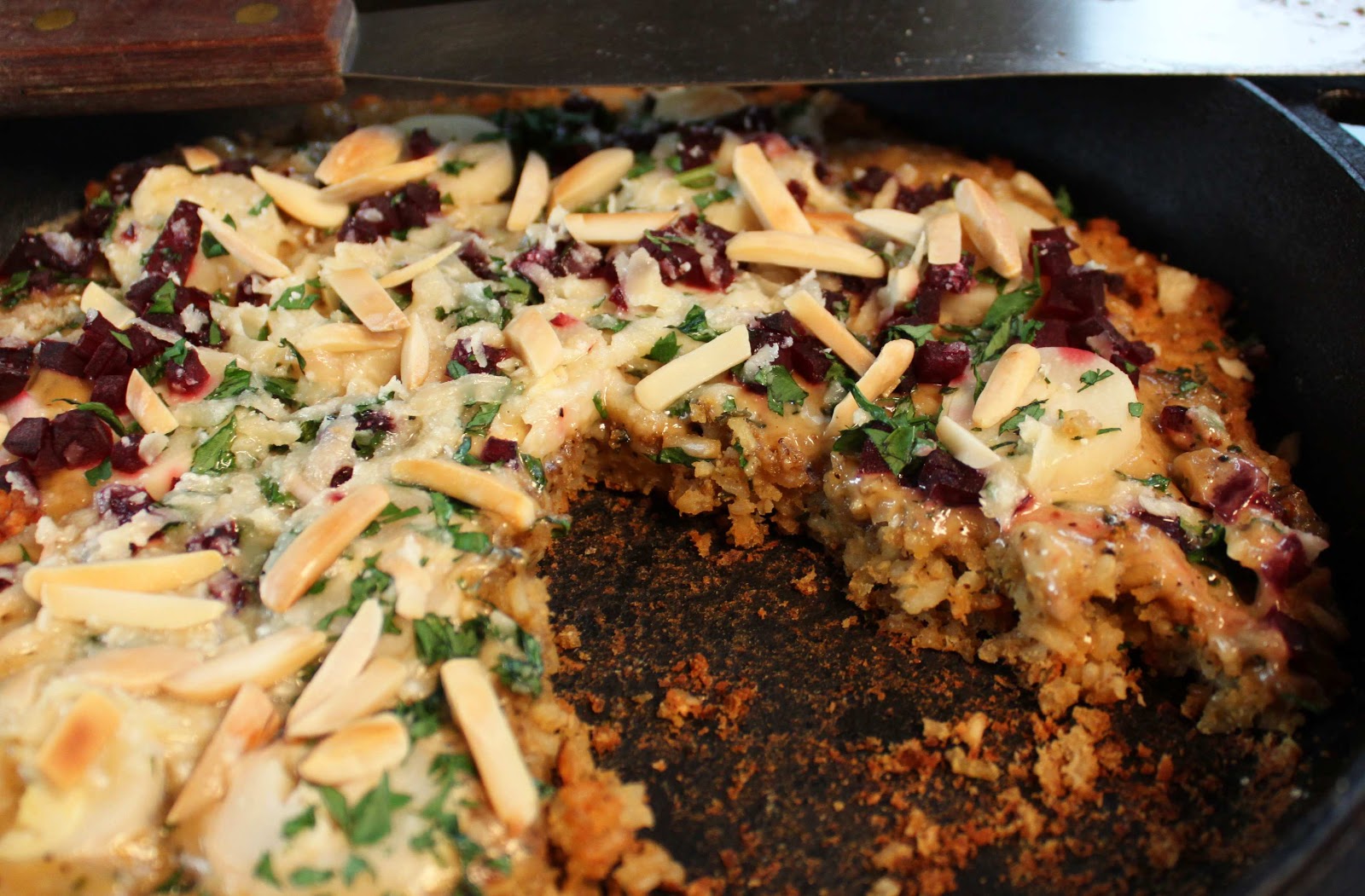 Fat and Happy Blog: Brown Rice Pizza with Creamy Hearts of Palm Topping