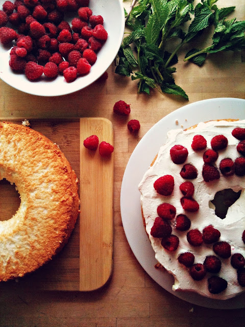 sweetsugarbean: Ready: Raspberry & Cream Filled Angel Food Cake
