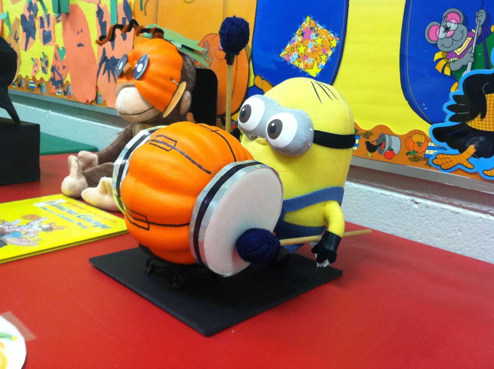 Mrs. McDonald's 4th Grade: Classroom Pumpkin Decorating Ideas