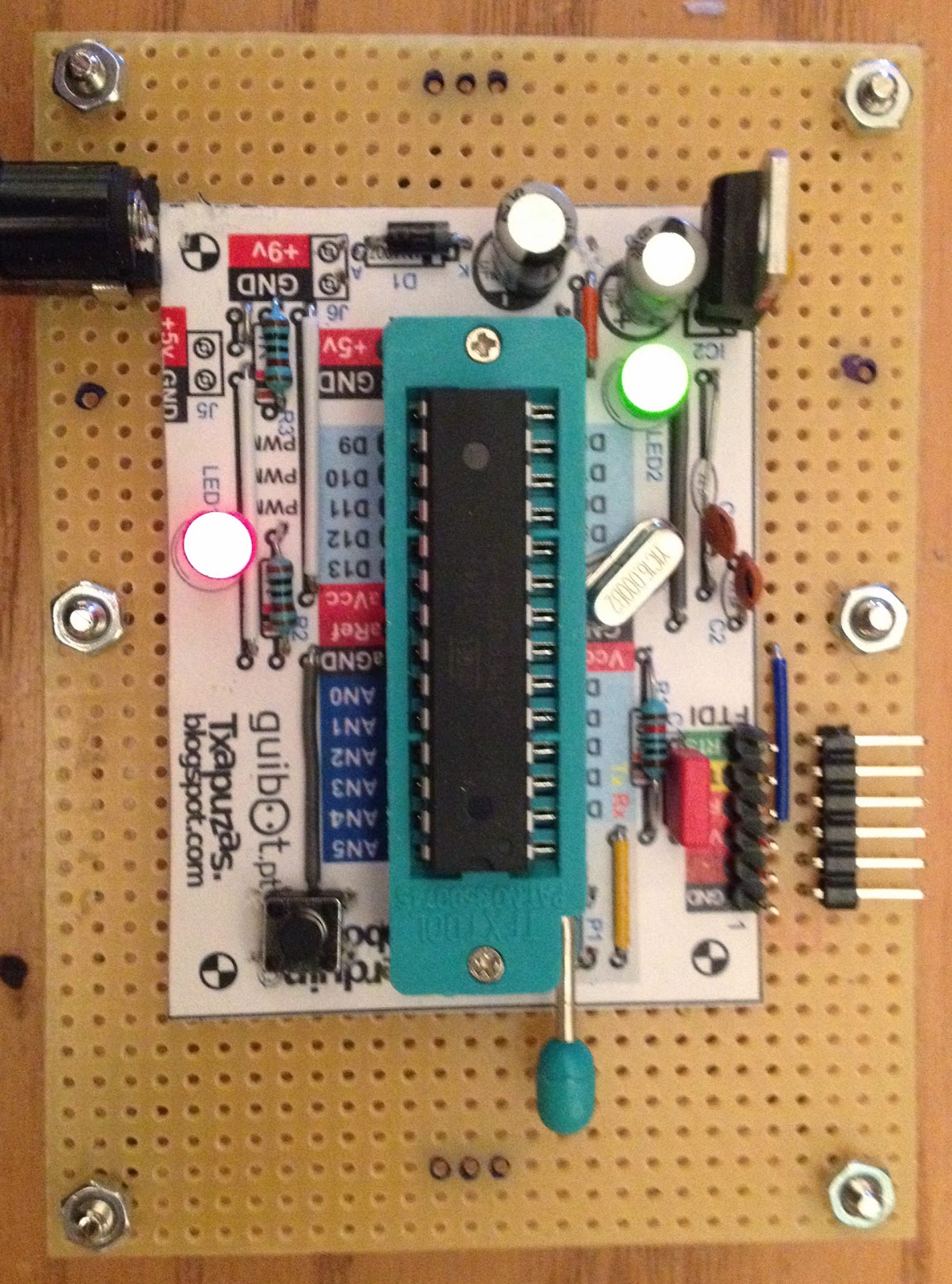THD Arduino Projekte: Arduino Programmer Board THD Arduino Projekte: Arduino Programmer Board