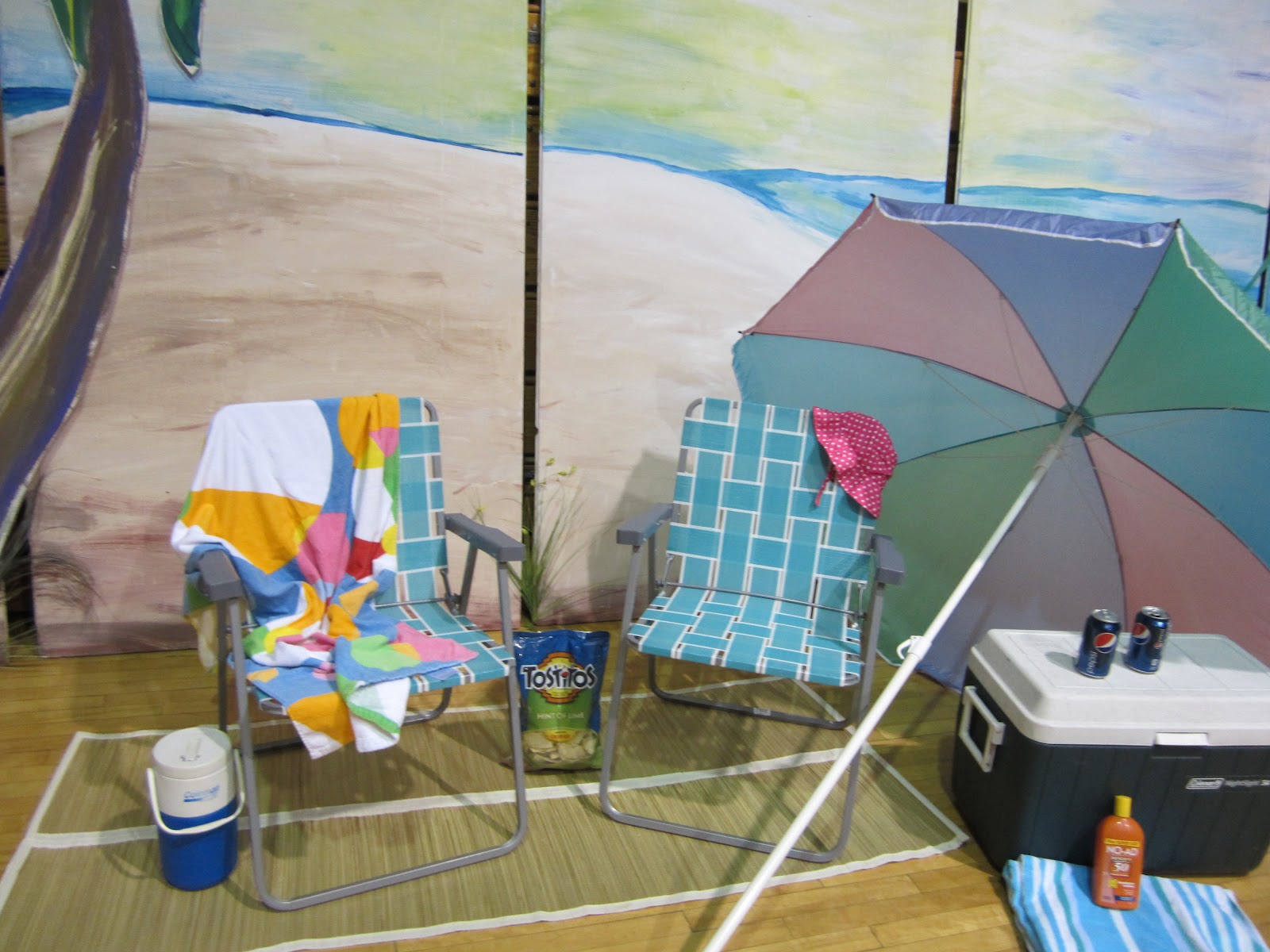Homemade and Colorful: Beach Scene